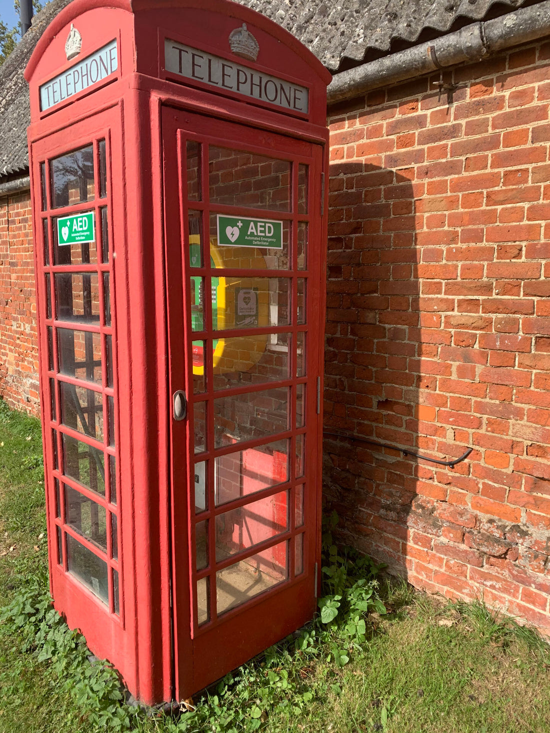 C1A Mindray BeneHeart Defibrillator & Unlocked Cabinet Telephone Box P ...